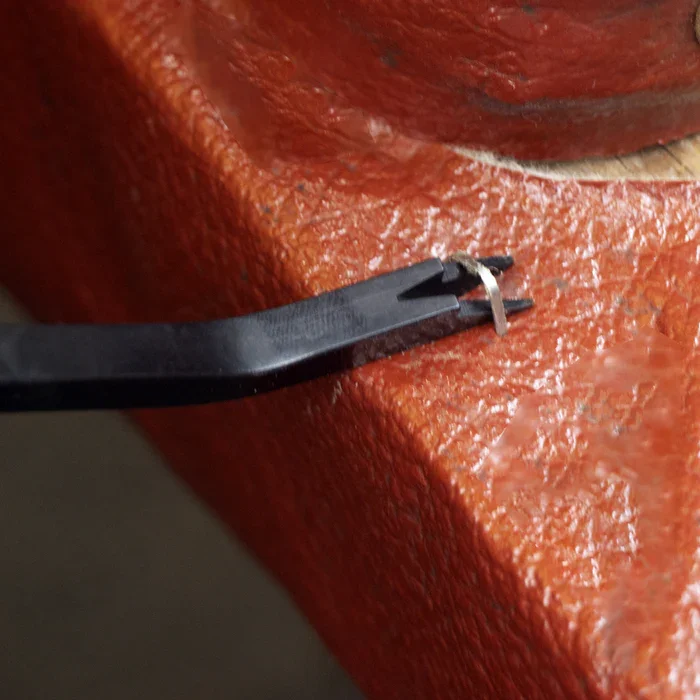 Heavy Duty Staple & Tack Remover - Upholstery Tools & accessories ...